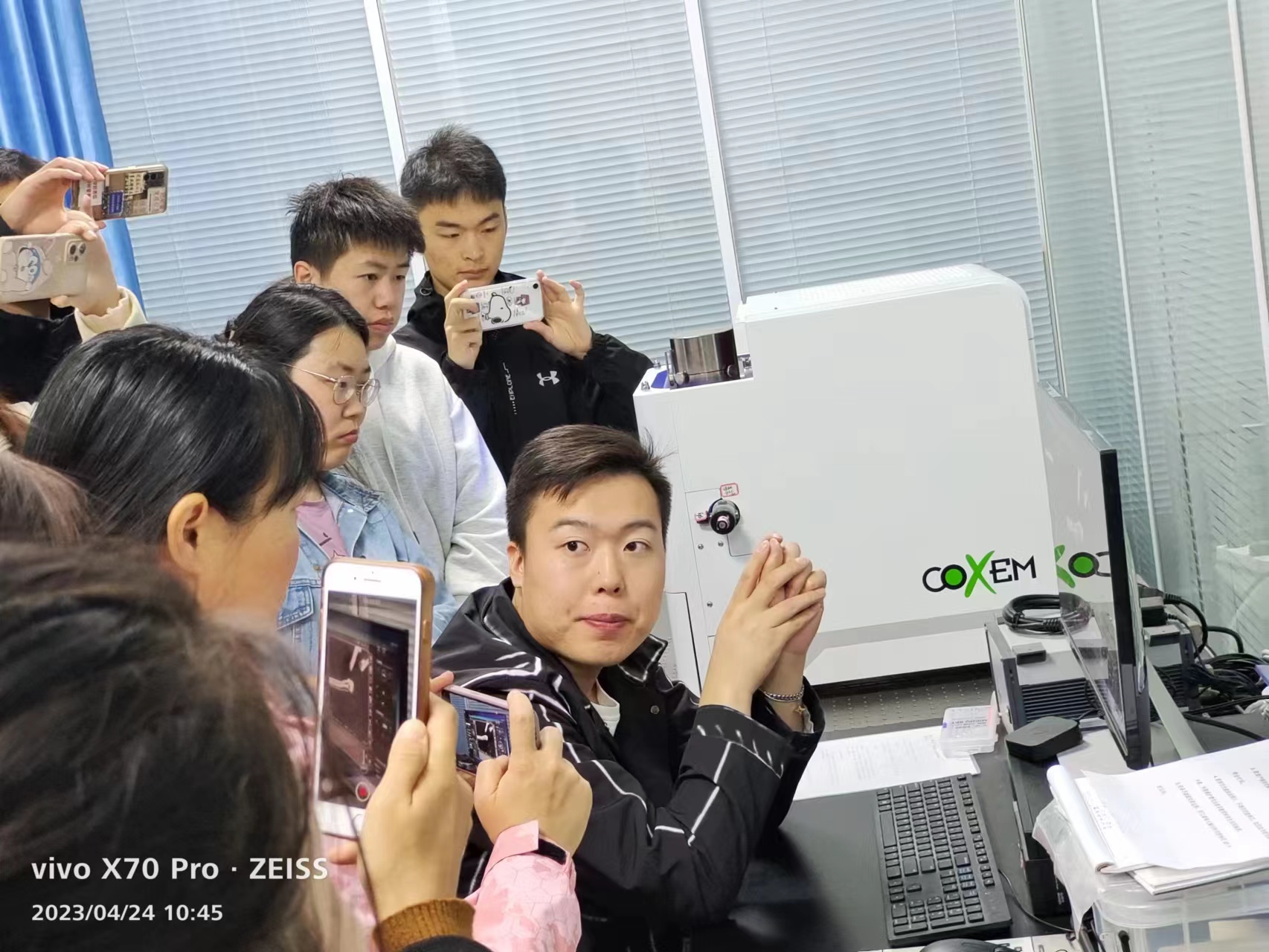 中心实验室举办扫描电镜技术培训-信阳农林学院-中心实验室